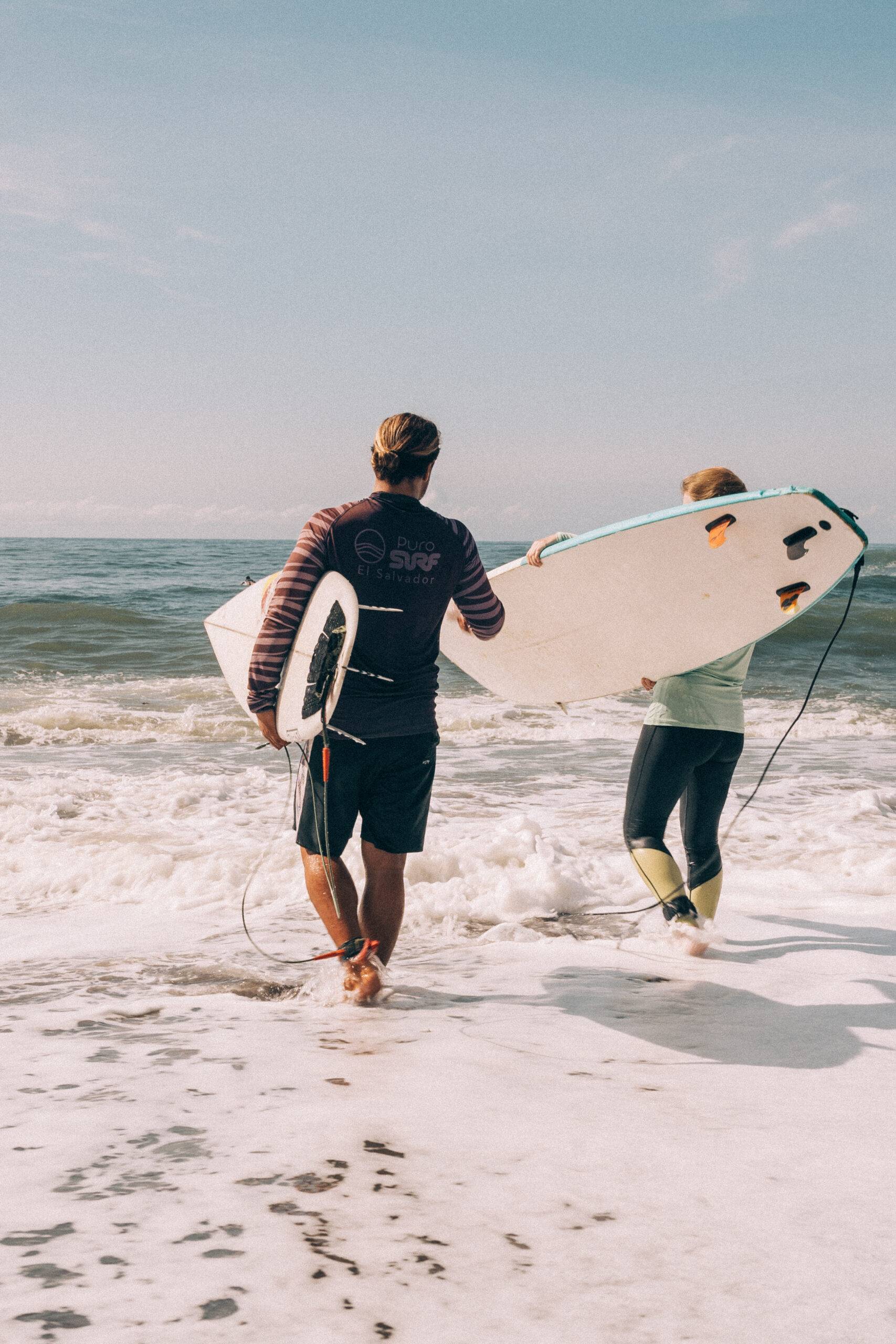 Puro Surf Hotel and Academy program